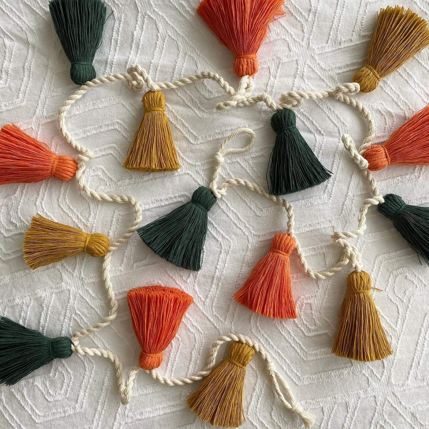 Custom tassel garland store